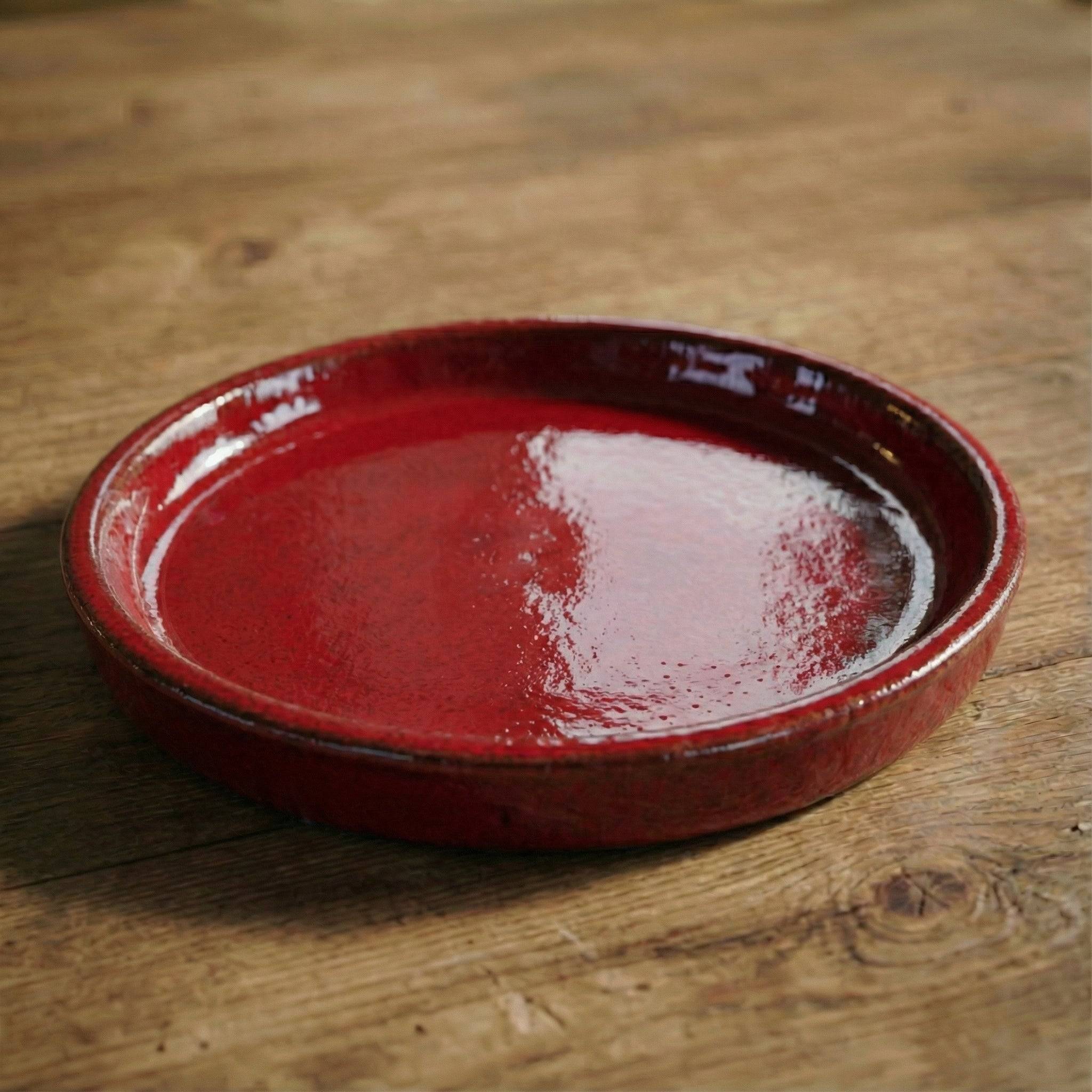Soucoupe 34cm rouge impérial faite à la main en terre cuite émaillée ...