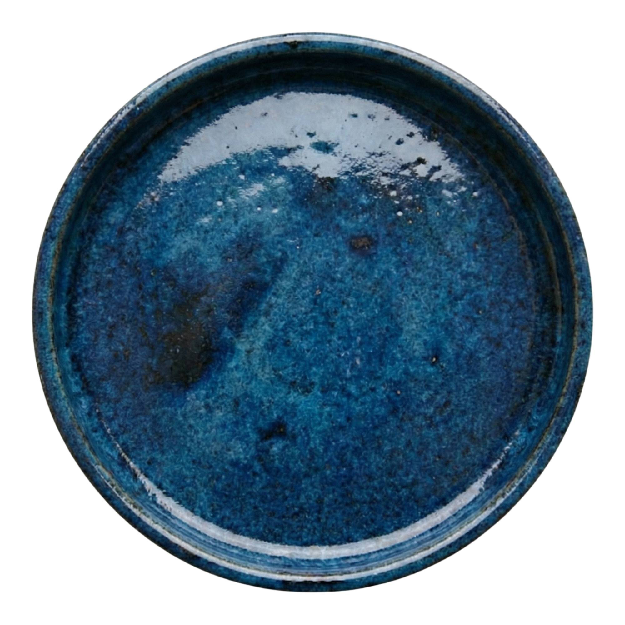 Soucoupe 40cm bleu azur faite à la main en terre cuite émaillée - Jardiland