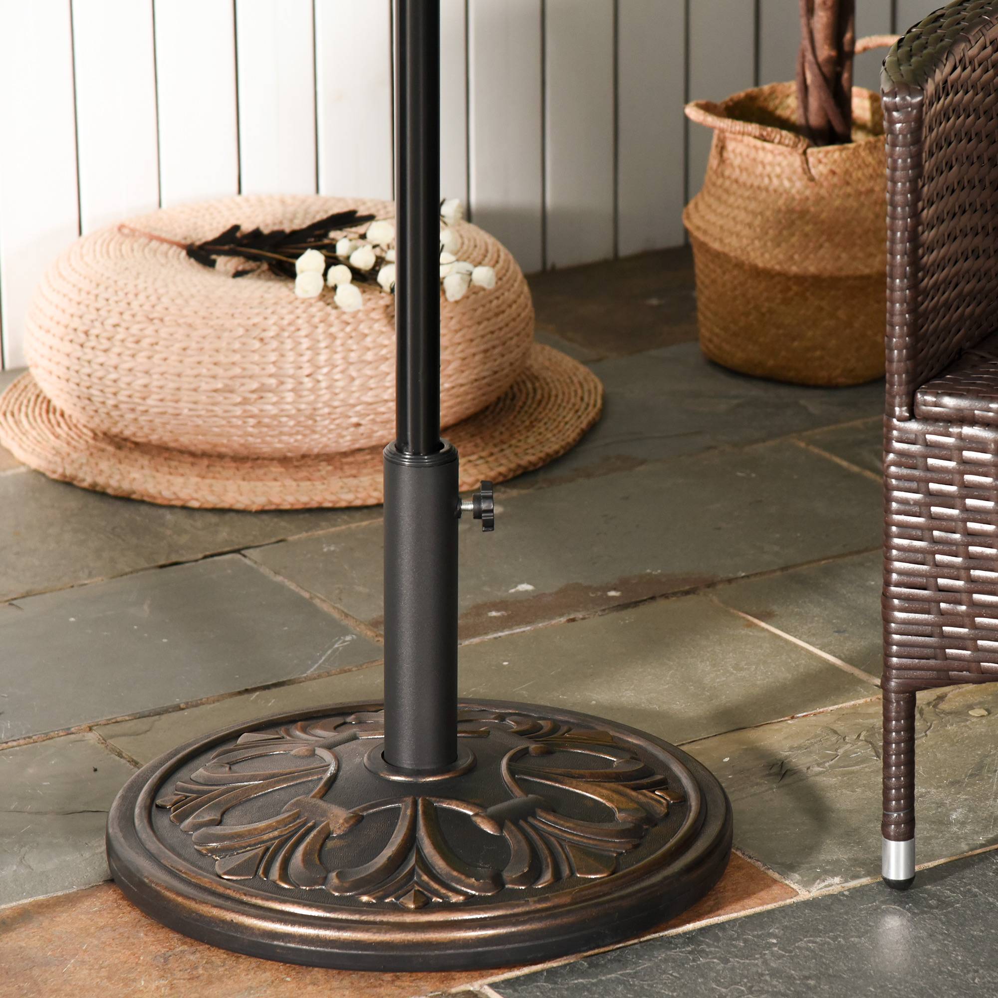 Pied de parasol en HDPE et ciment noir et doré 48 x 48 x 34 cm ...