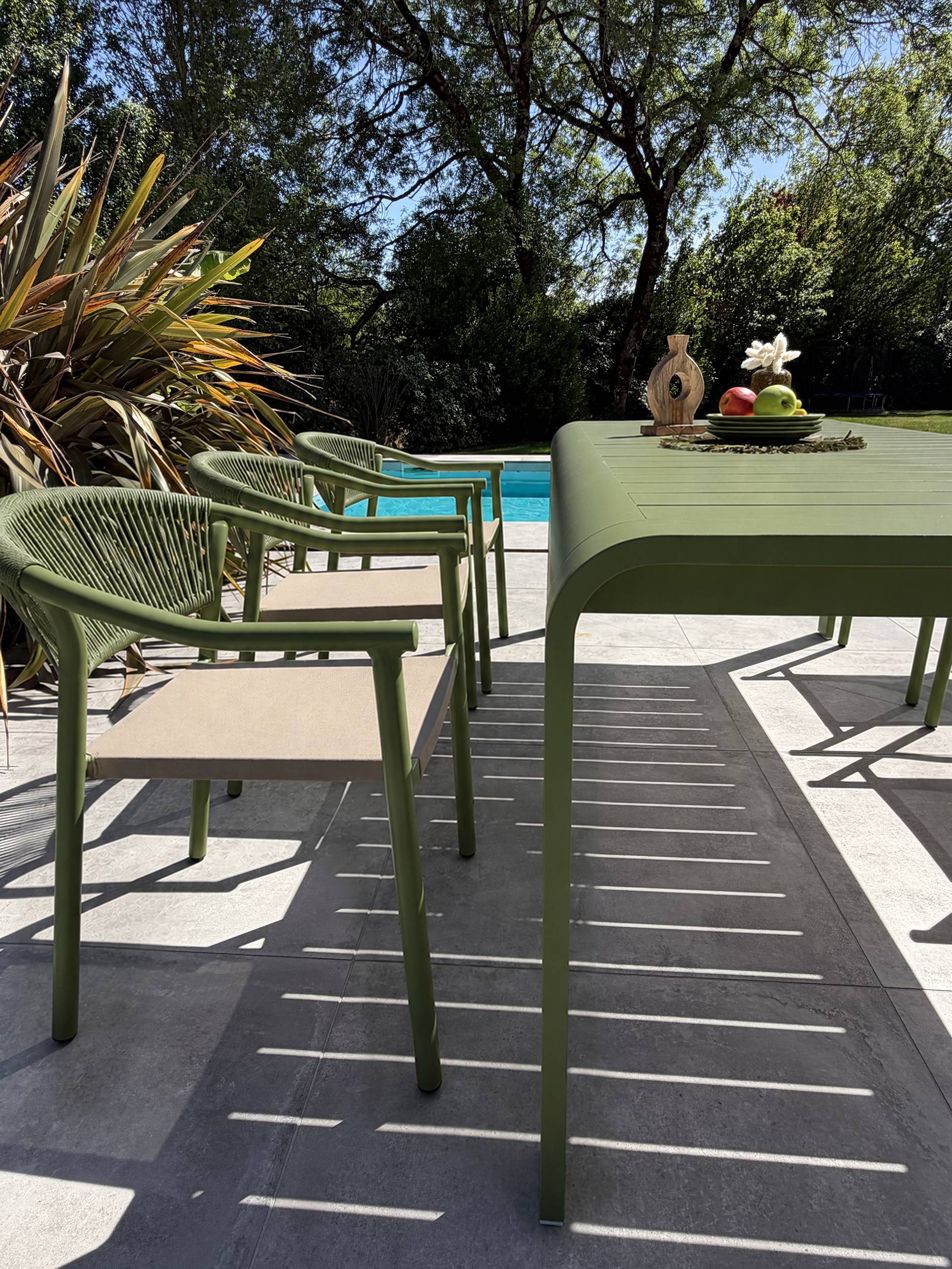 Ensemble repas de jardin en aluminium 6 places - Vert olive - HANOI ...